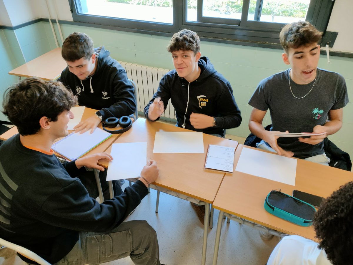 Taller "Diseña tu Vida" con Deportistas de Élite en IES Font de Sant ...